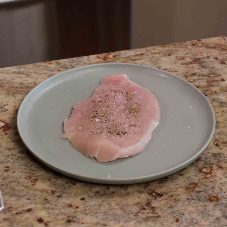 Easy Turkey Cutlet with Gravy - One Dish Kitchen