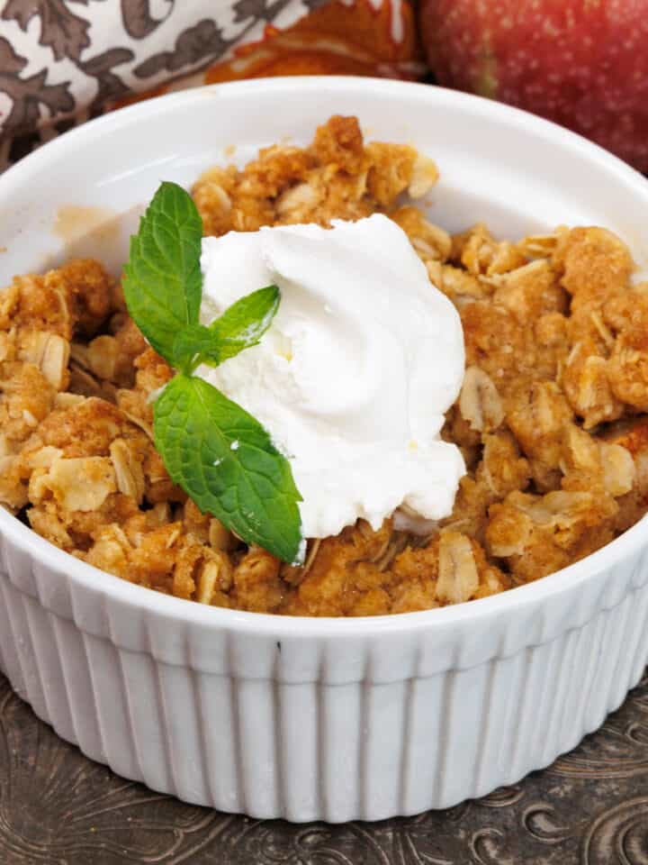 Mini Apple Cake Recipe - One Dish Kitchen