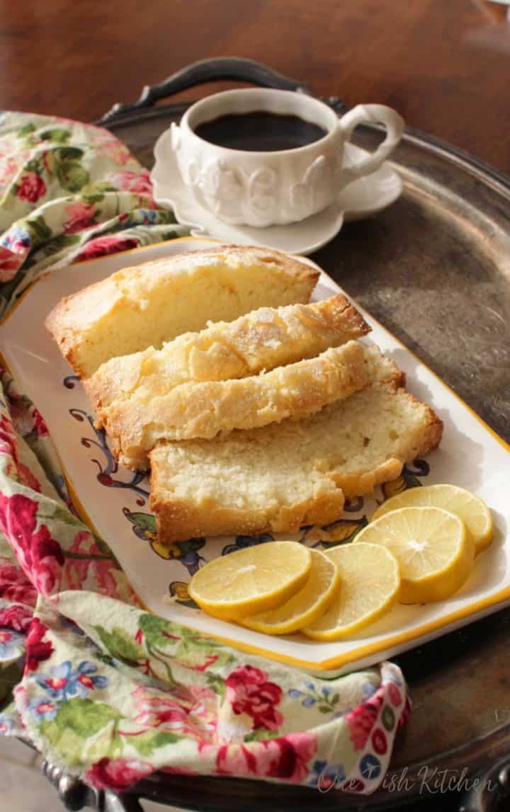 Mini Pound Cake Recipe - One Dish Kitchen