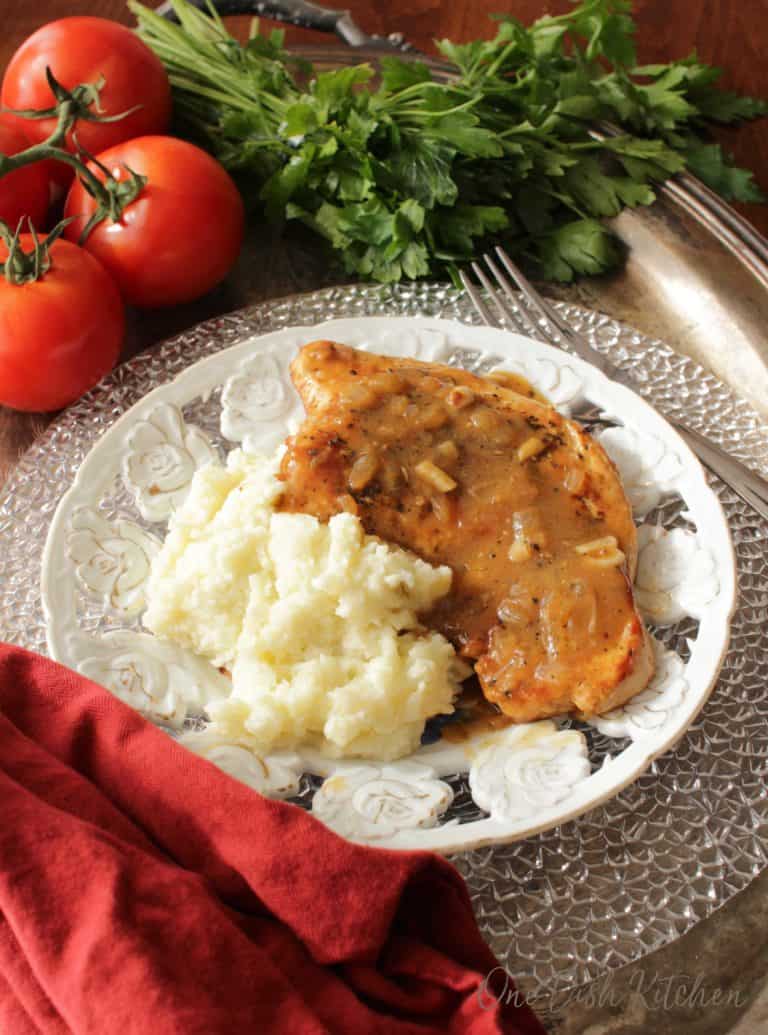 Easy Turkey Cutlet with Gravy - One Dish Kitchen