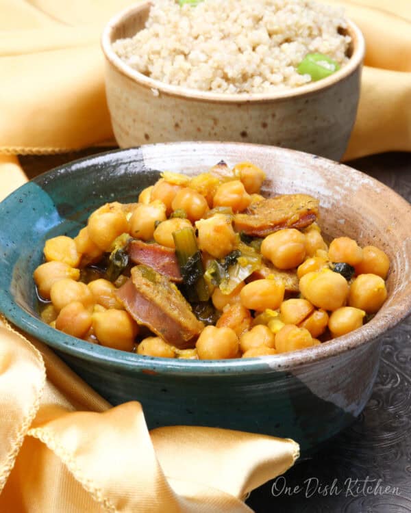 Mini Slow Cooker Chickpeas For One - One Dish Kitchen